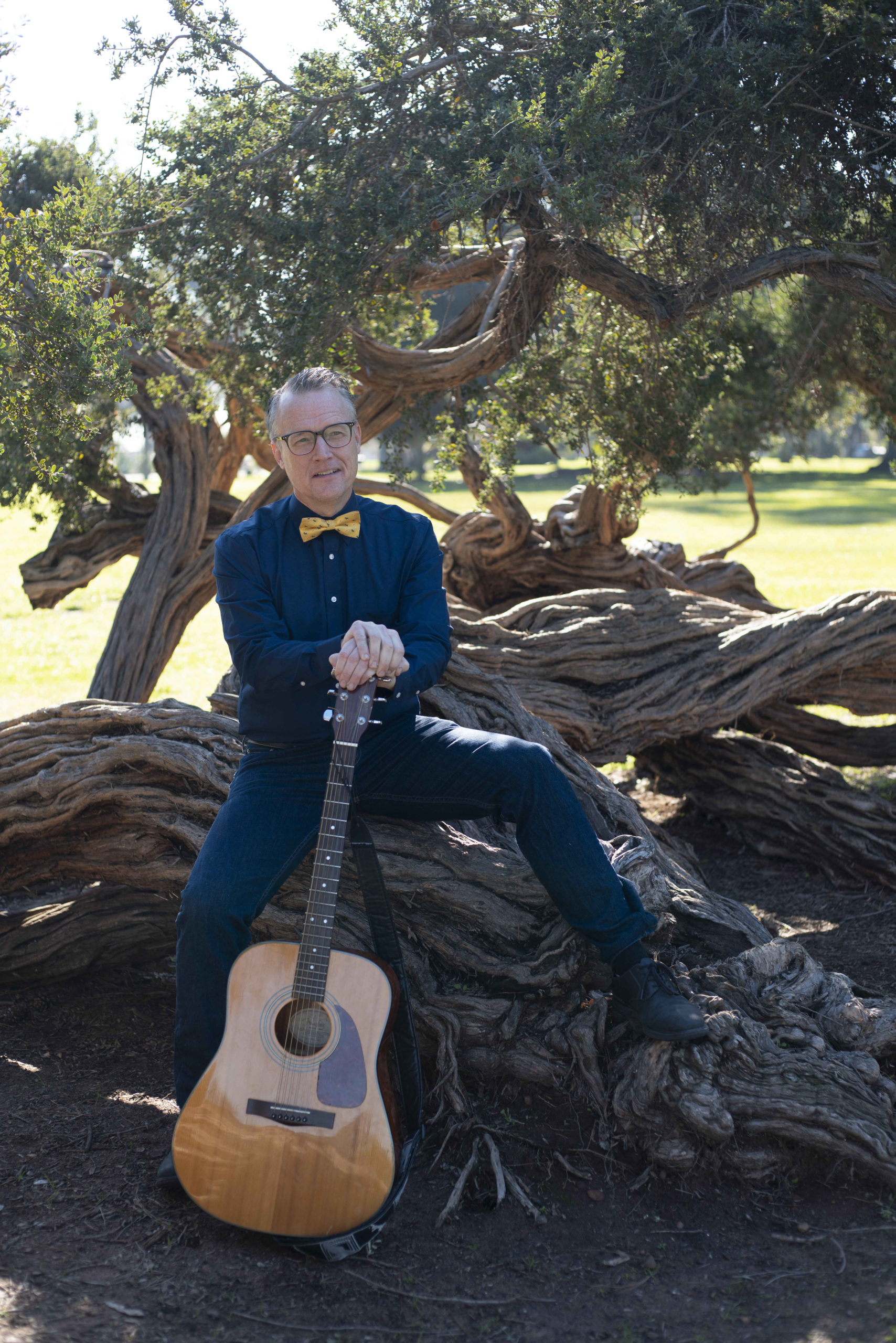 PJ – Singer-Songwriter